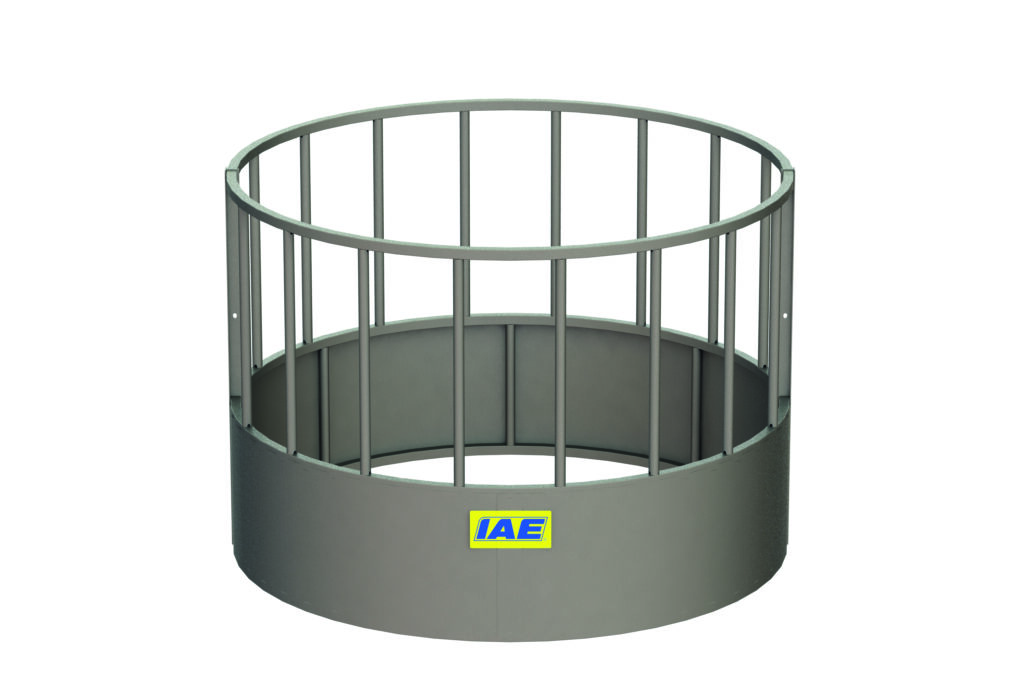 Yearling Ring Feeder, IAE - R & L Miller